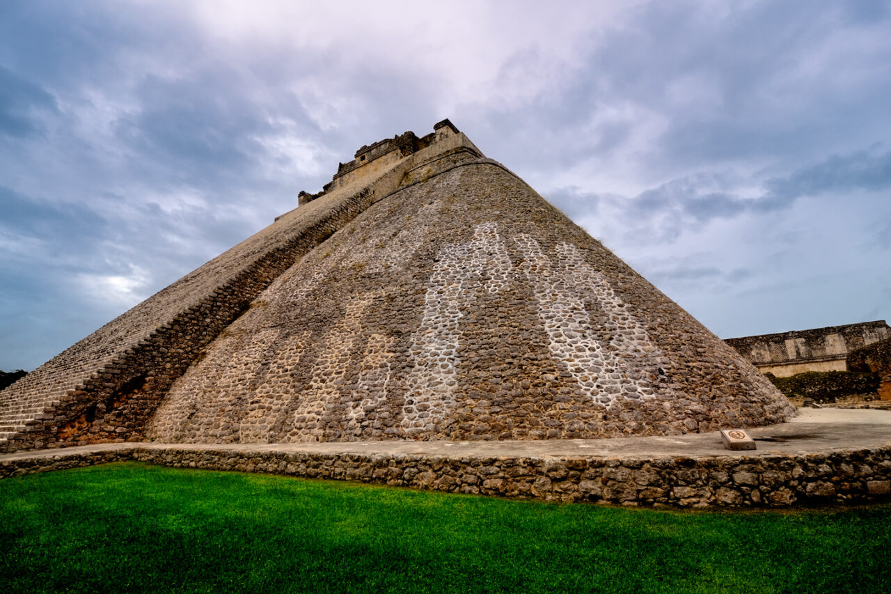 Mexican Road Trip: Uxmal vs Chichén Itzá - rcquinn.com